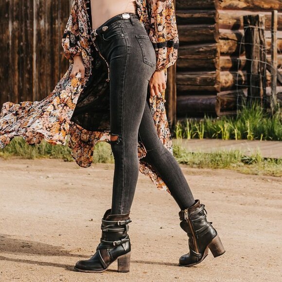 Freebird by Steven | Shoes | Awesome Freebird By Stevenankle Boots ...